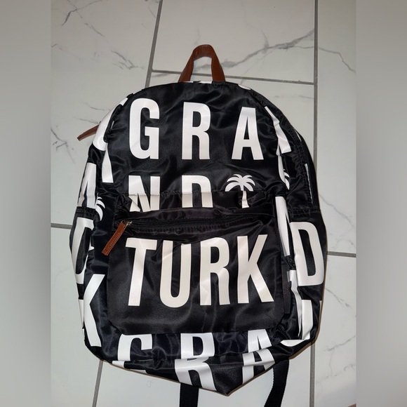 Robin Ruth | Bags | Robin Ruth Grand Turk Black And White Backpack ...